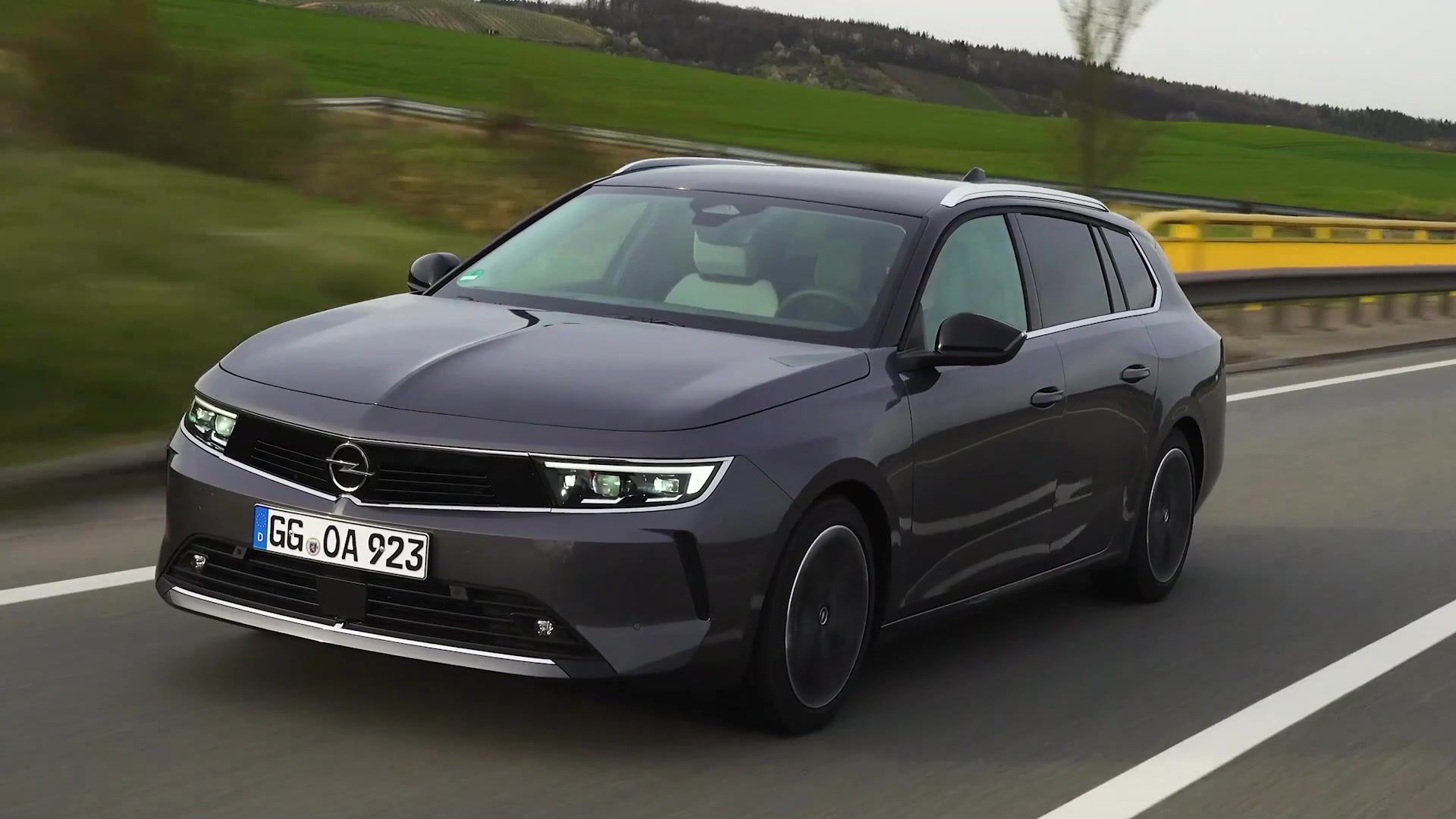 Neuer Opel Astra Sports Tourer ist „FAMILIENAUTO des Jahres 2022“ – PKWs