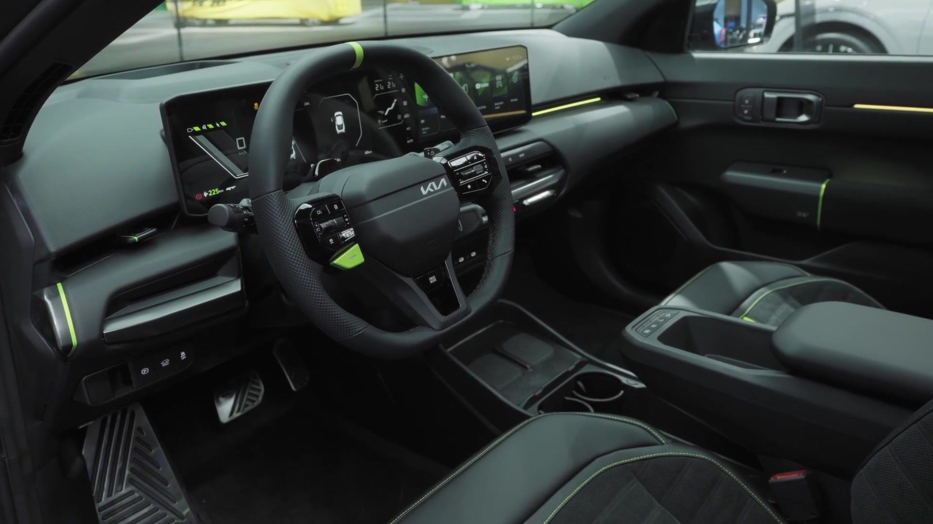 Video: Kia EV4 GT Interior Design in Penta metal at Brussels Motor Show ...